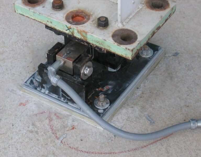 Escoweld® 7505E / 7530 Grouting Compound Provides Precision Alignment ...